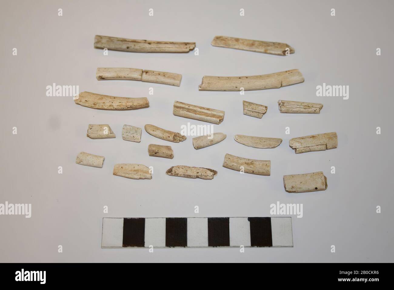 Fragments arrows hi-res stock photography and images - Alamy
