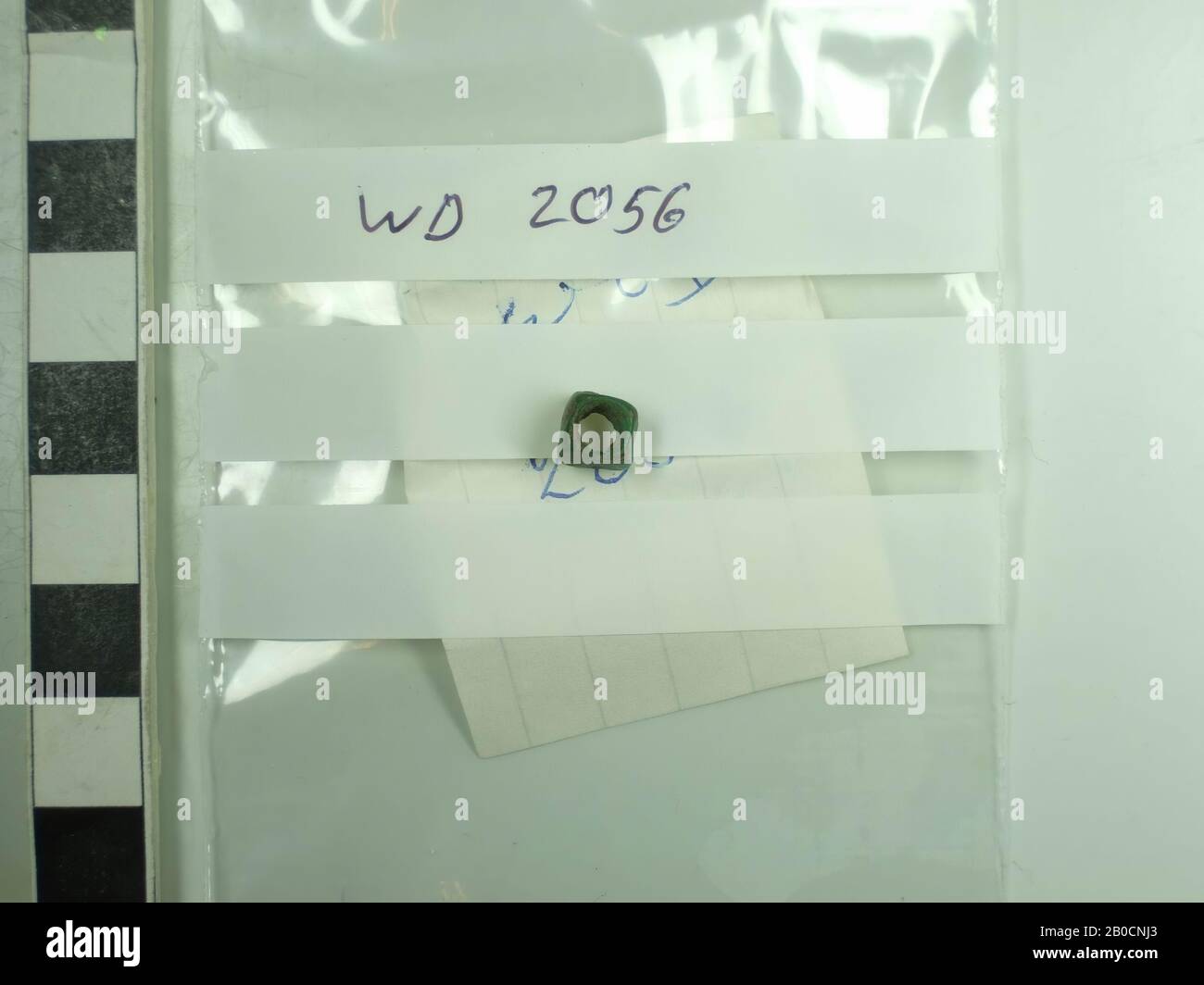 Glass cross section hi-res stock photography and images - Alamy