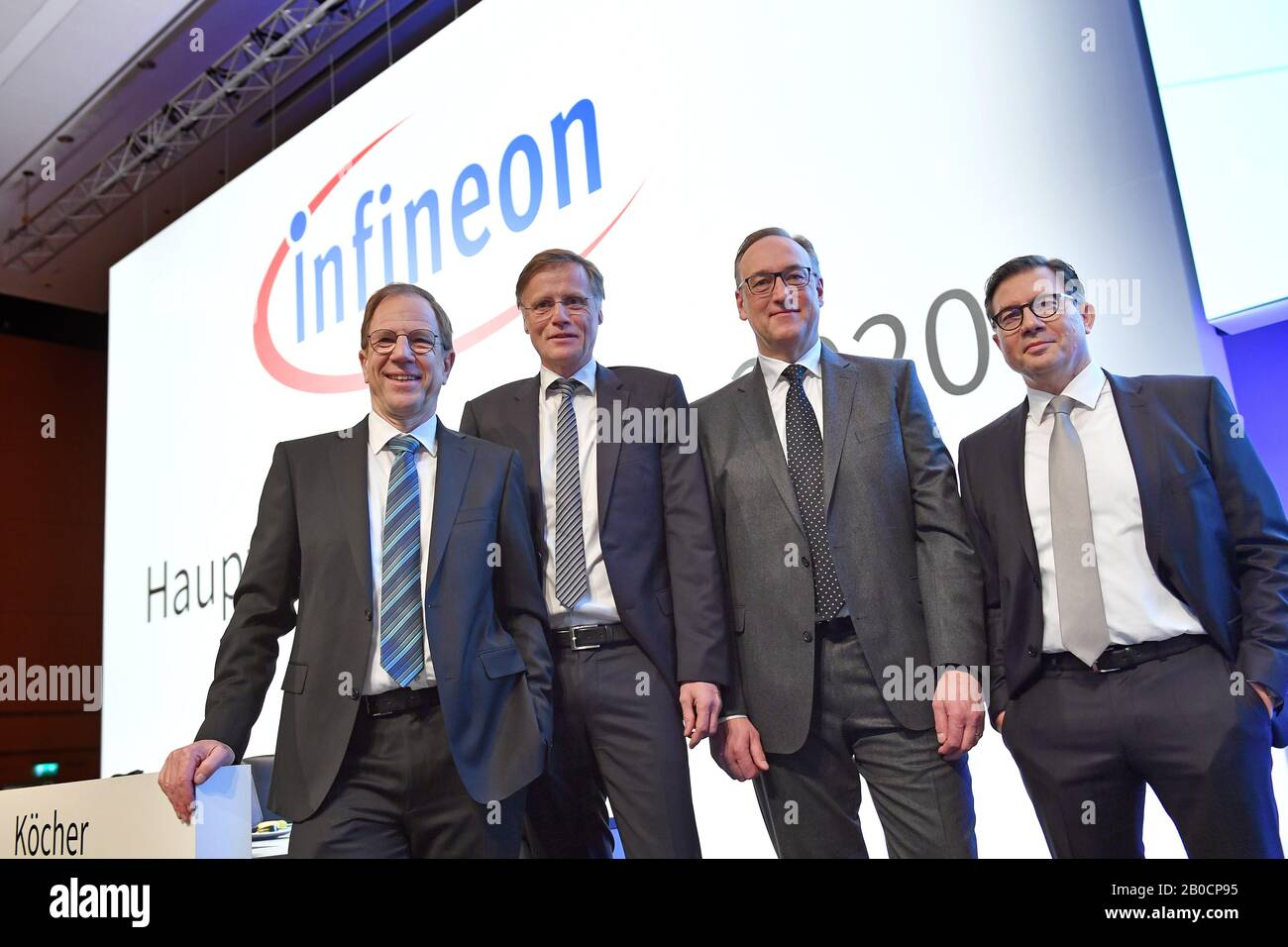 v.li:Dr. Reinhard Ploss (Chairman of the Management), Jochen Hanebeck ...