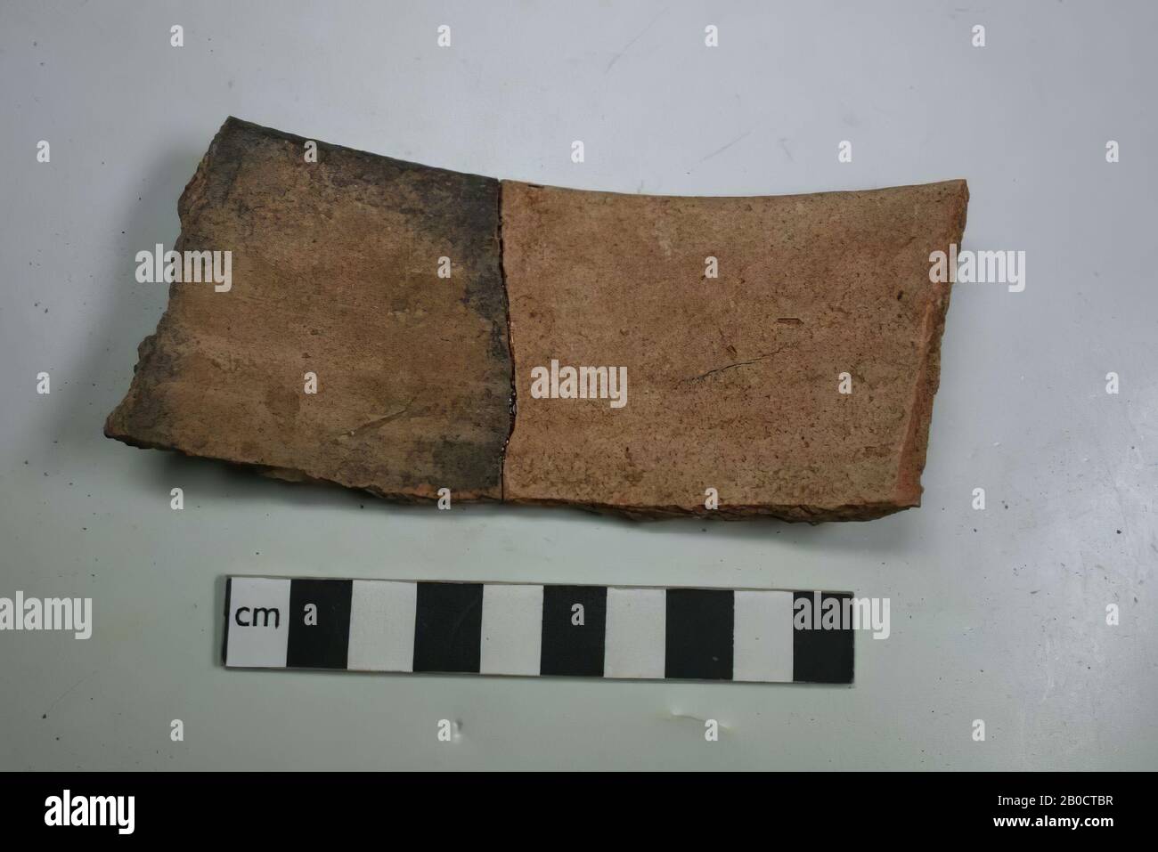 Red brown sickle pattern hi-res stock photography and images - Alamy