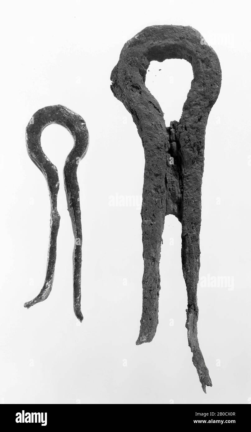 Iron split pin hi-res stock photography and images - Alamy