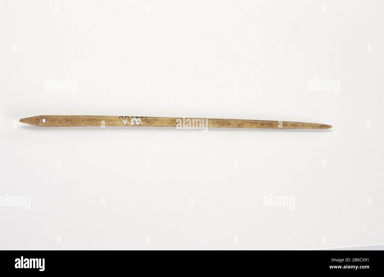 Legs needle with eye, needle, organic, bone, height: 11 cm, Roman 50 ...