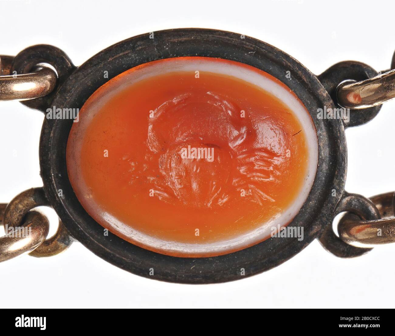 Vz: crab, gem, intaglio, ringstone, sard, 3 horizontal layers, Color ...