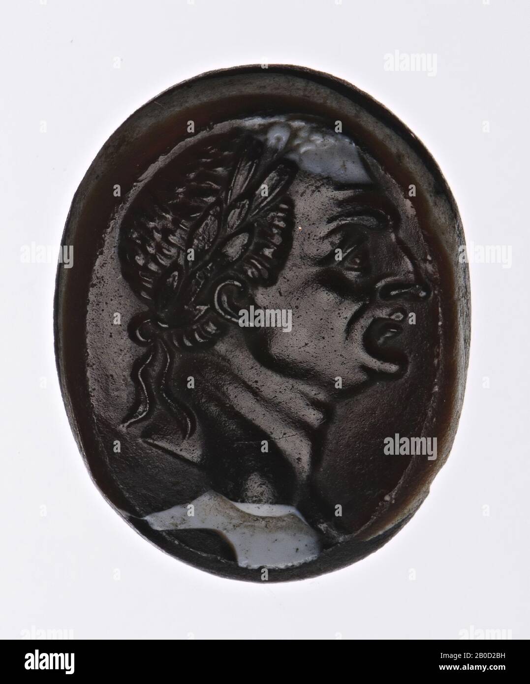 Roman laurel wreath hi-res stock photography and images - Alamy