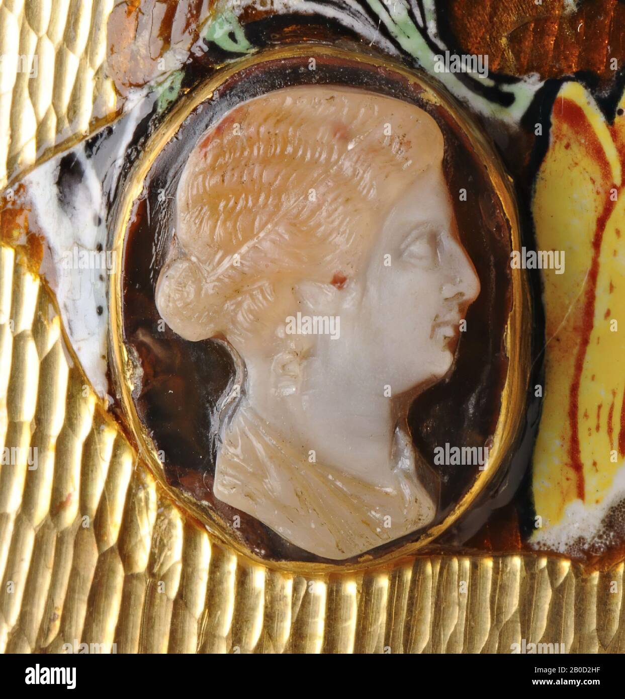 Draped over shoulder hi-res stock photography and images - Alamy
