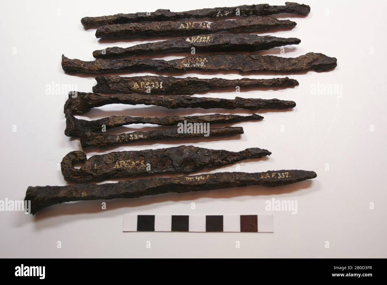 post, metal, iron, 13.6 x 1.5 x 0.6 cm, medieval, Germany, unknown ...