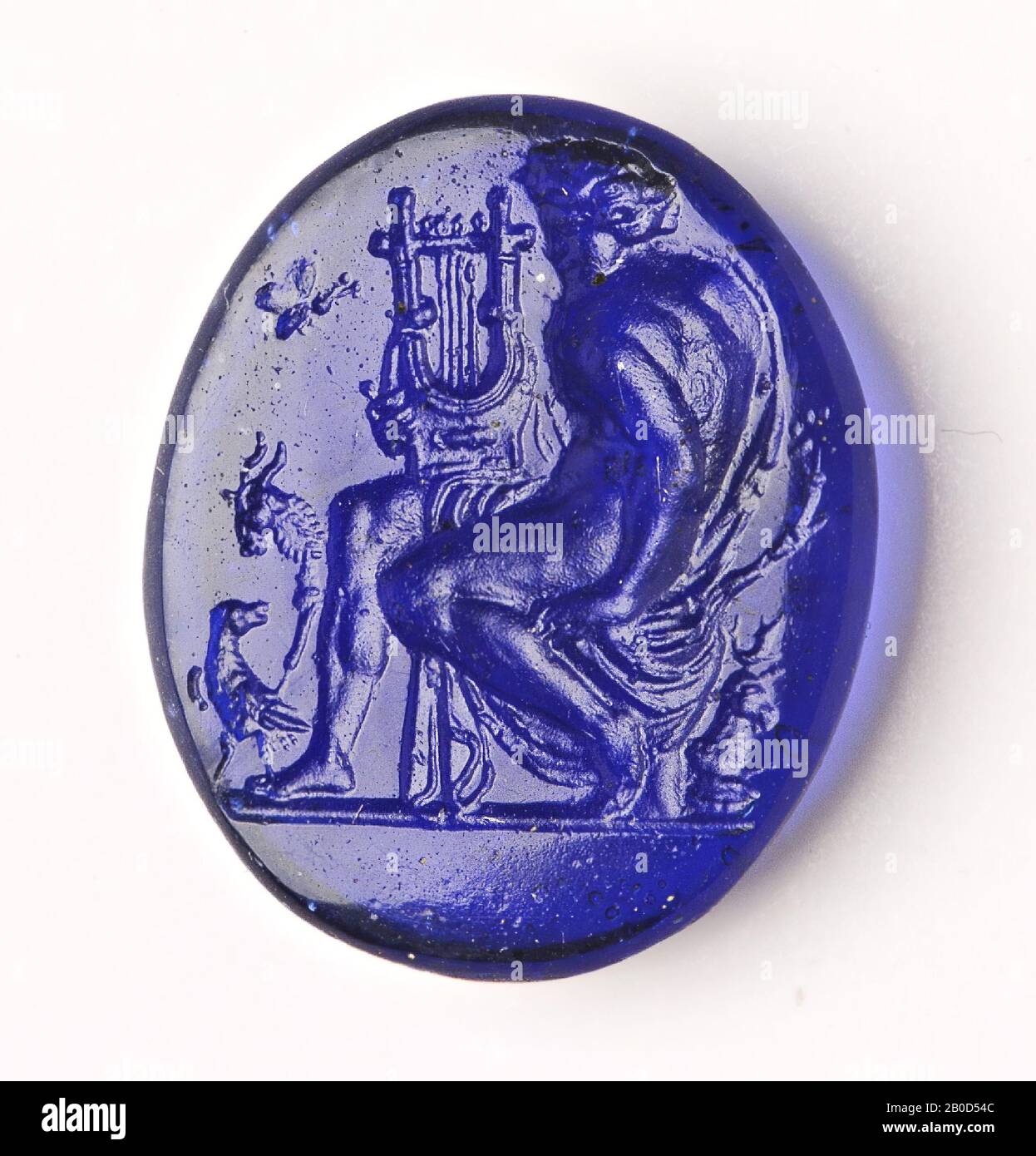 Rear receding cut hi-res stock photography and images - Alamy