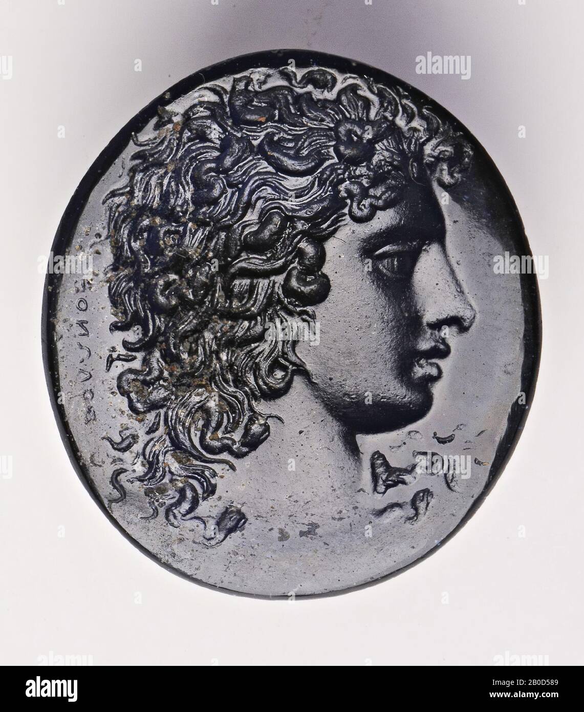 F: Medusa, gem, intaglio, glass (?), Color: dark blue with white ...