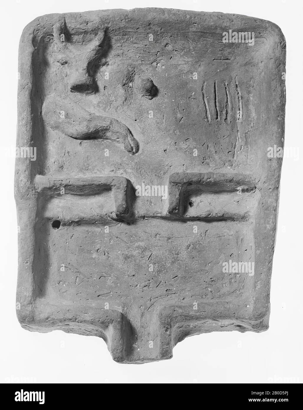 Sacrificial cake hi-res stock photography and images - Alamy