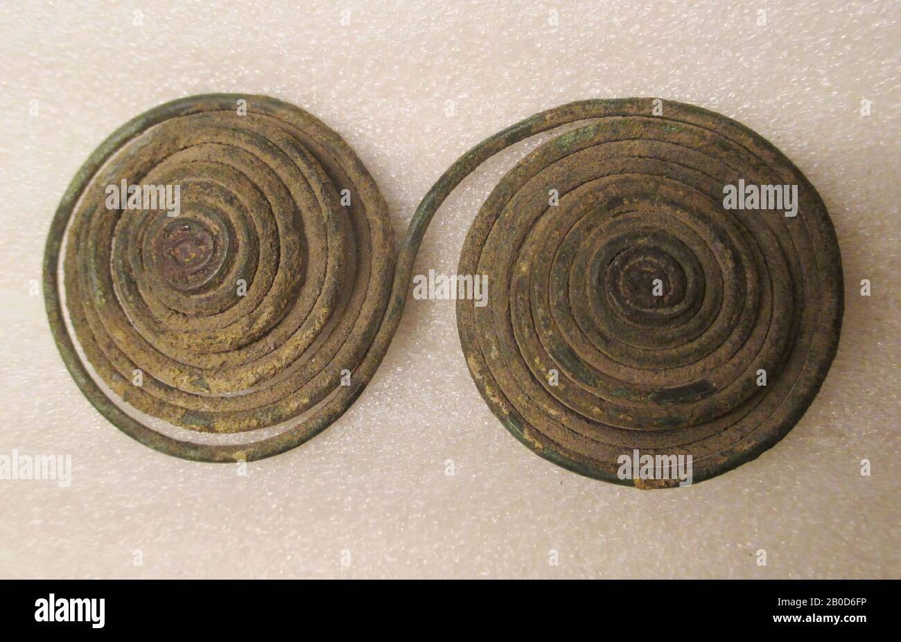 fibula, spectacle fibula, metal, bronze, 8 cm, Italy Stock Photo - Alamy