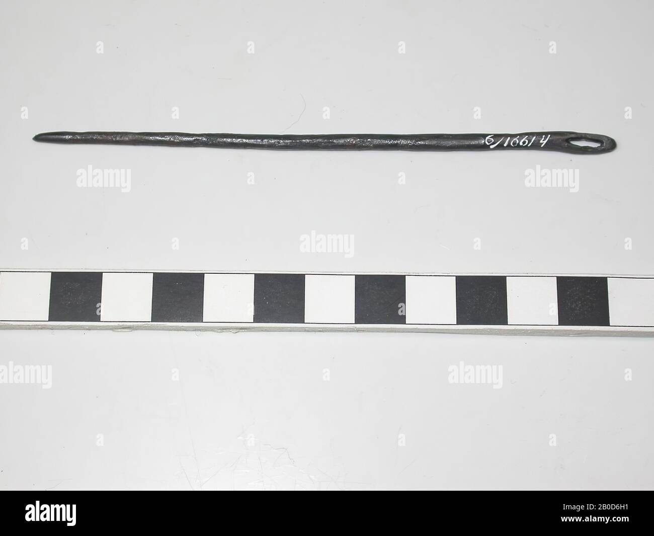 Iron needle with eye, belonging to the fodder leg sleeve h 1991 Stock ...
