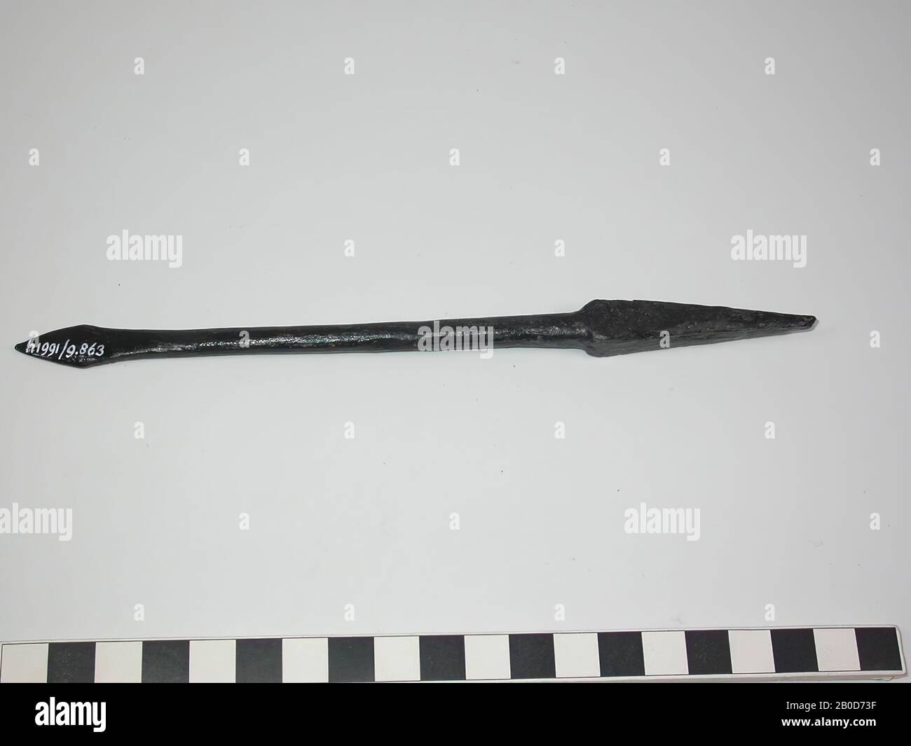 Two sided weapon hi-res stock photography and images - Alamy