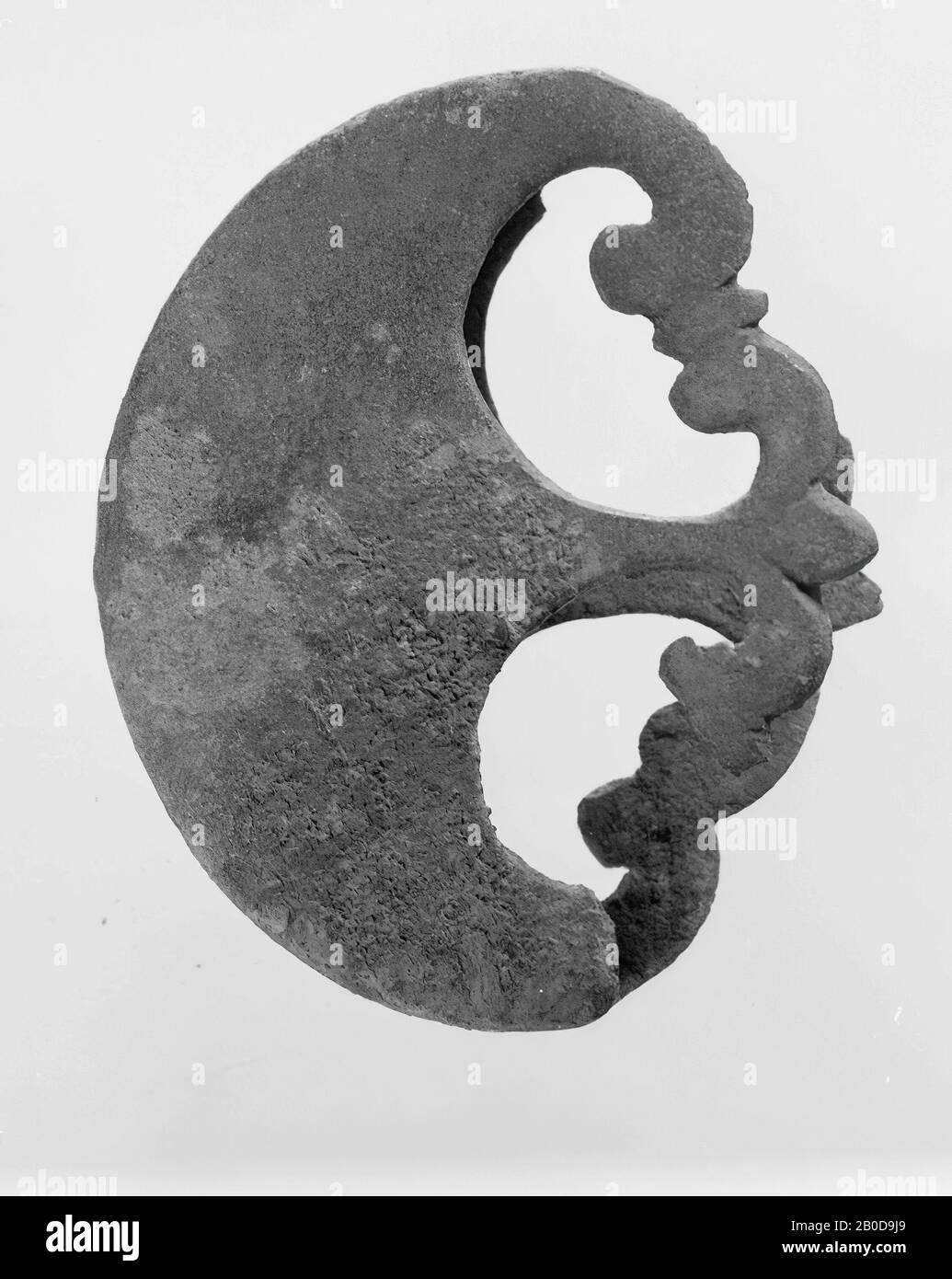 Pelta form hi-res stock photography and images - Alamy