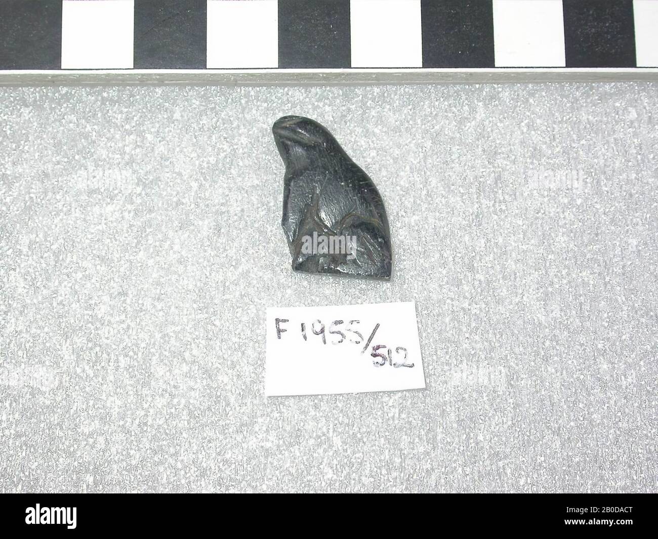 frog, sitting, amulet, animal, stone (black), 2,3 cm, Egypt Stock Photo ...