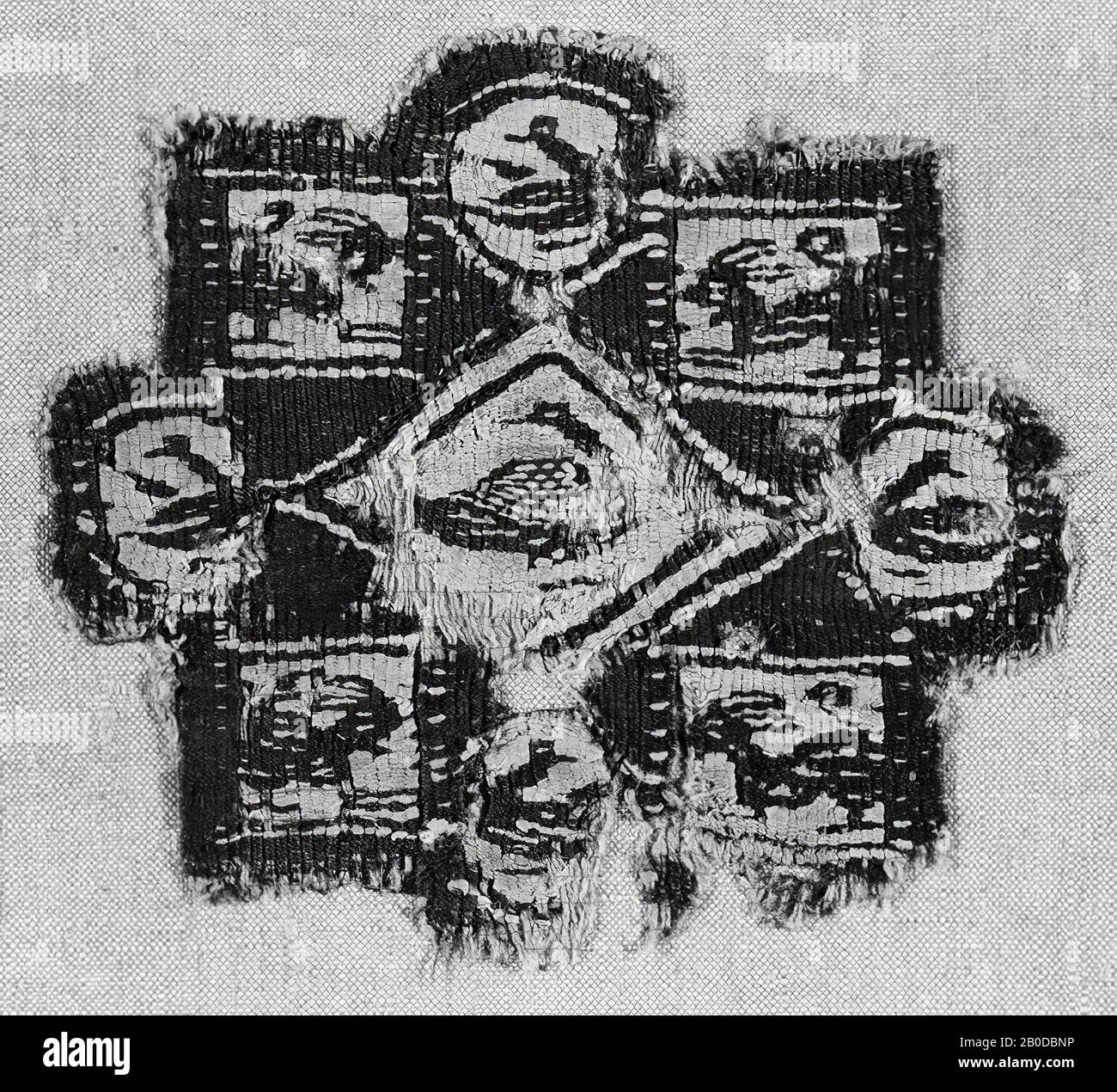 Quatrefoil medallion hi-res stock photography and images - Alamy