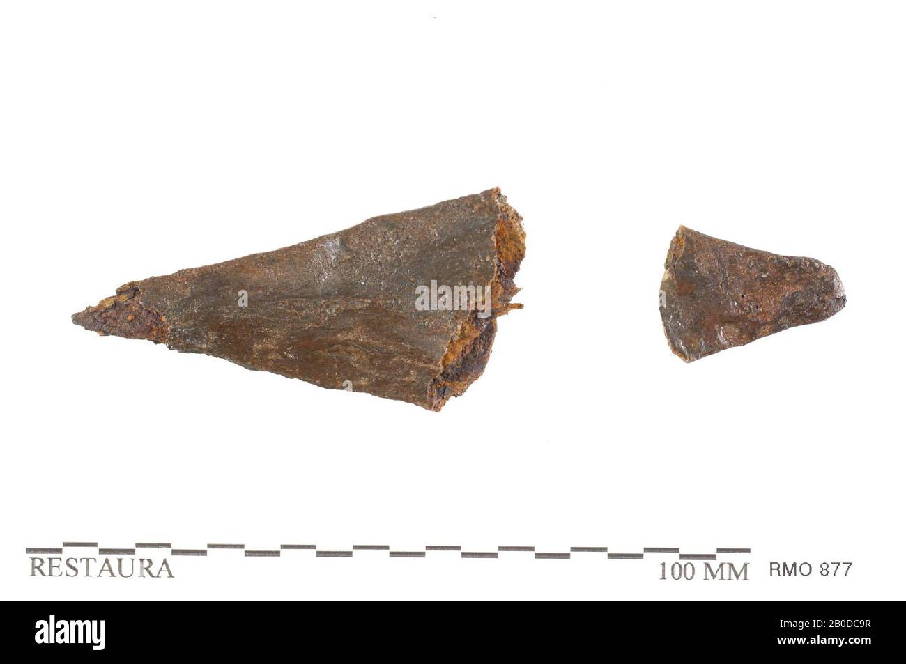 wing lance, wing lance, iron, length: 43.7 cm, b. 6.2 cm, 700-750, the ...