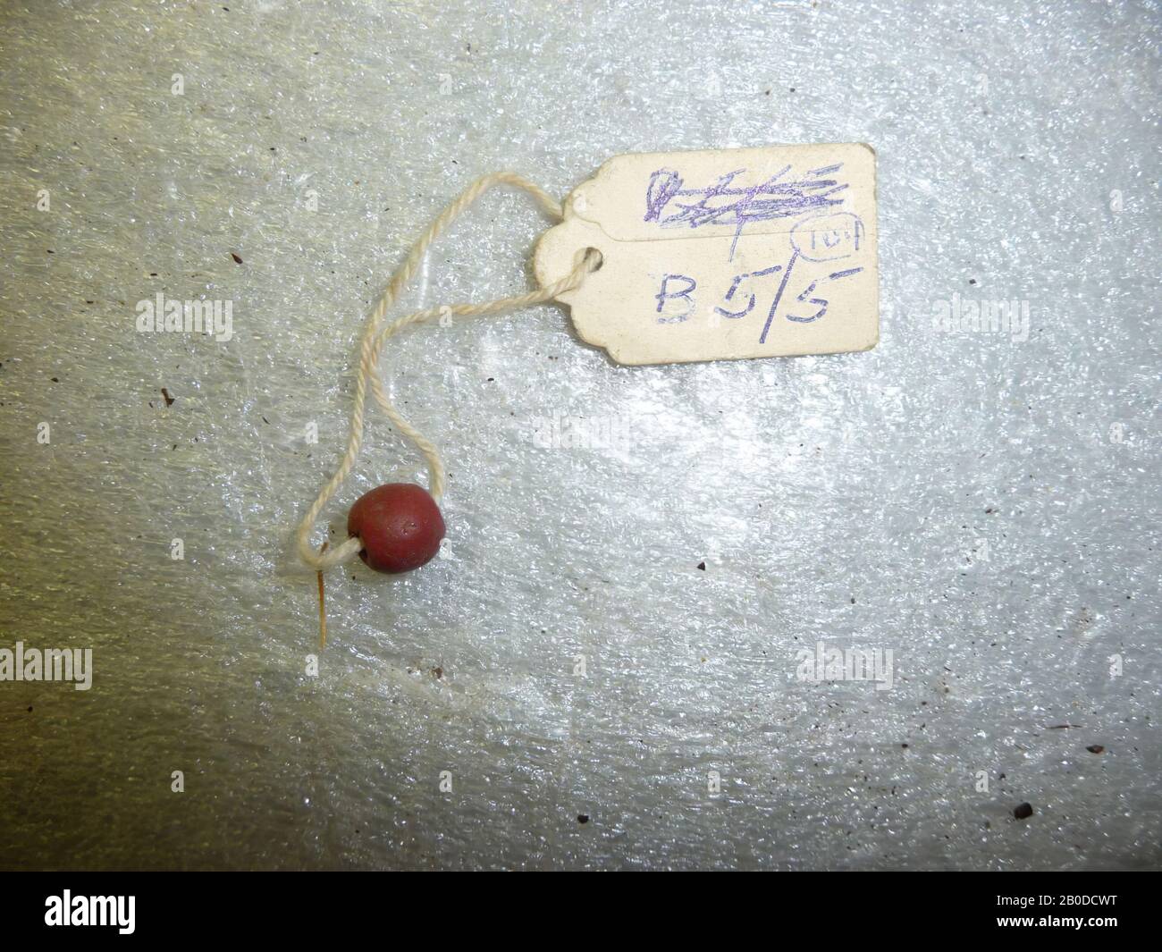 Spherical shaped bead hi-res stock photography and images - Alamy