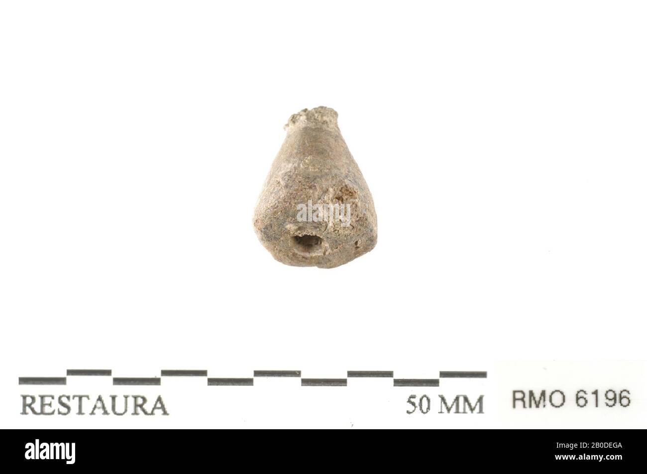 Bottom middle Cut Out Stock Images & Pictures - Alamy