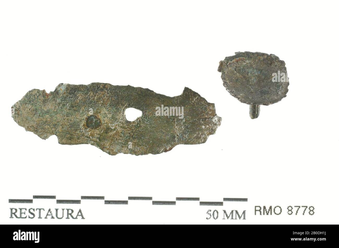 Retaining strip hi-res stock photography and images - Alamy