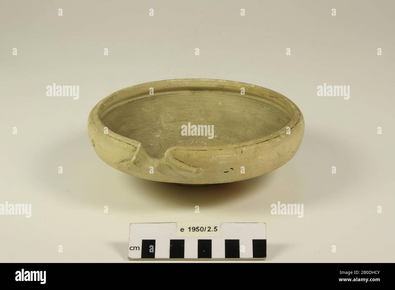 Wide overlapping edge hi-res stock photography and images - Alamy