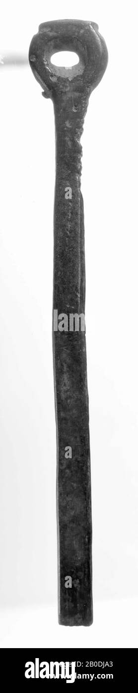 Bronze elongated object Cut Out Stock Images & Pictures - Alamy