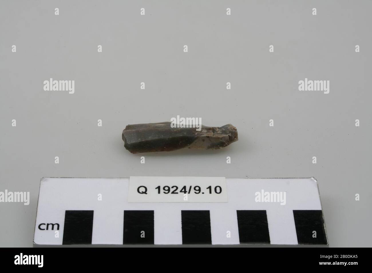 Flint scraper hi-res stock photography and images - Alamy