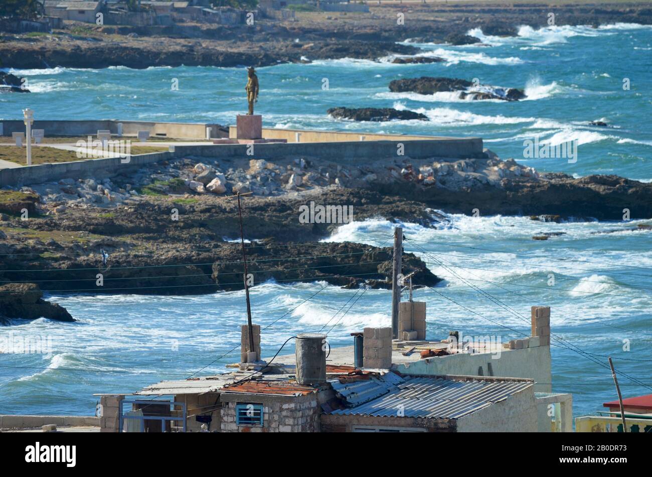 Bronze statue of the venerated Cuban revolutionary Camilo Cienfuegos ...