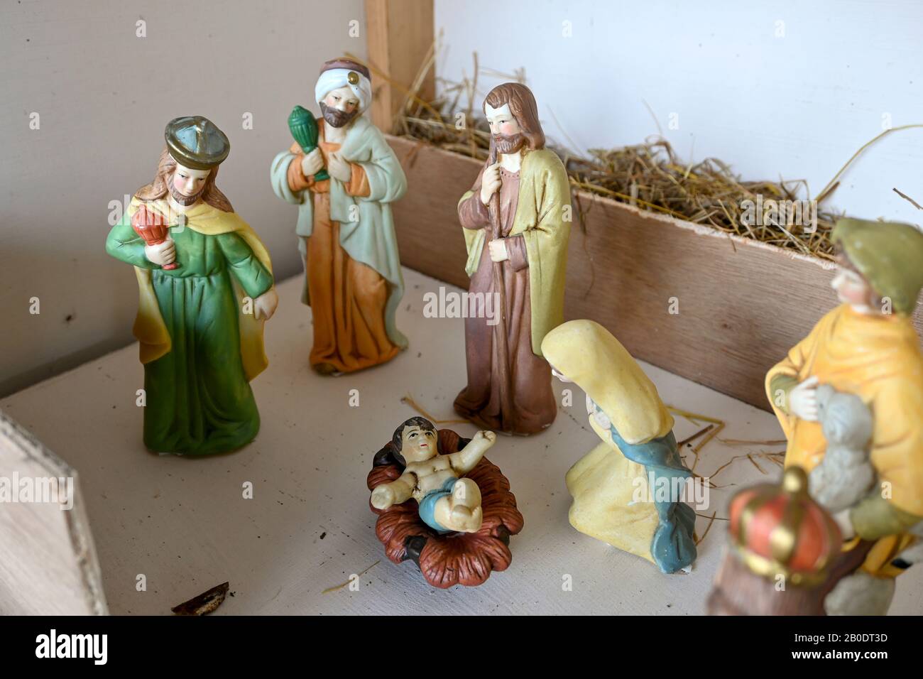 Model nativity scene Stock Photo - Alamy
