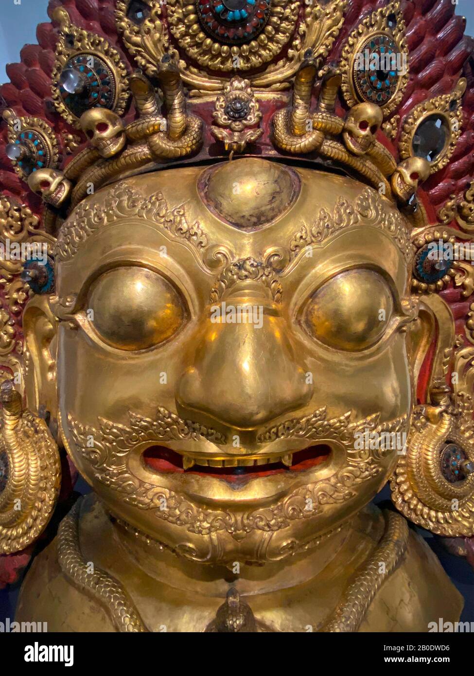 Bhairava Hindu Mask (circa 1600) Victoria and Albert Museum in central ...