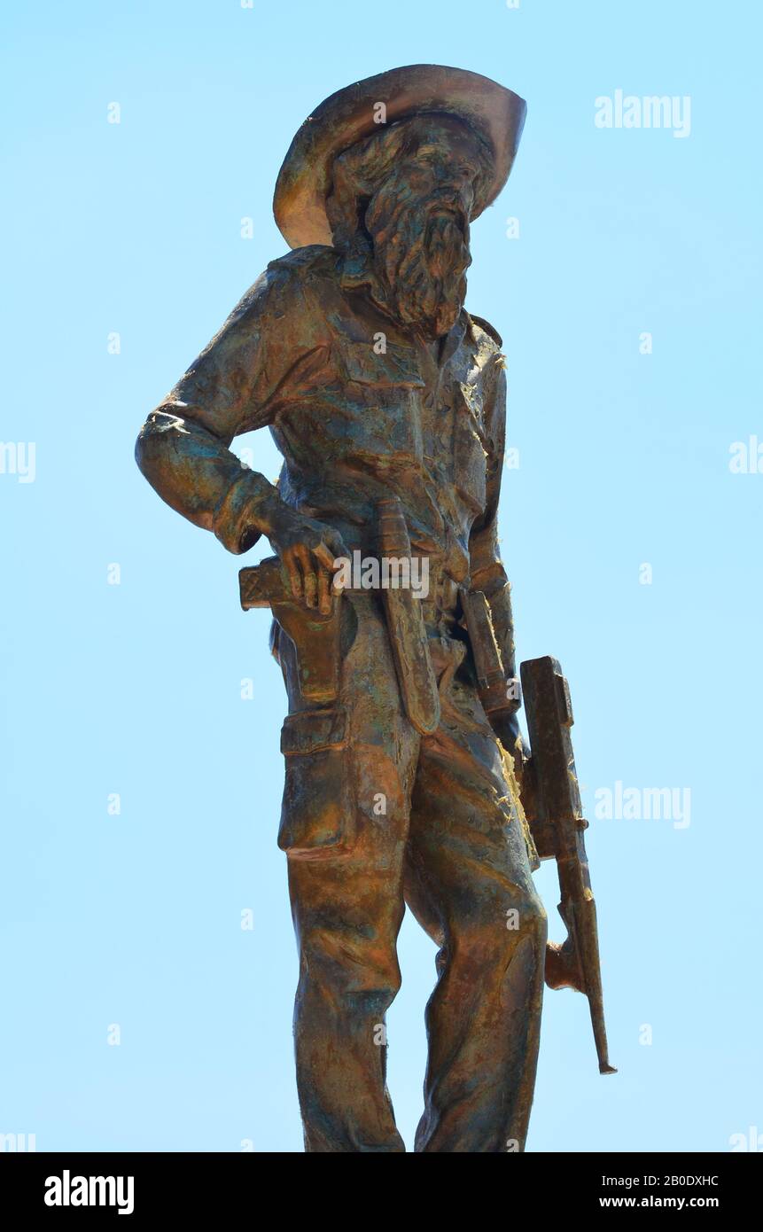 Bronze statue of the venerated Cuban revolutionary Camilo Cienfuegos ...