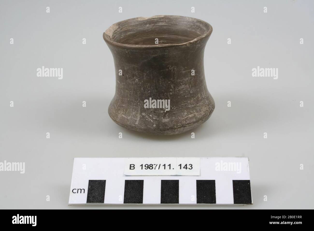 Concavely hi-res stock photography and images - Alamy