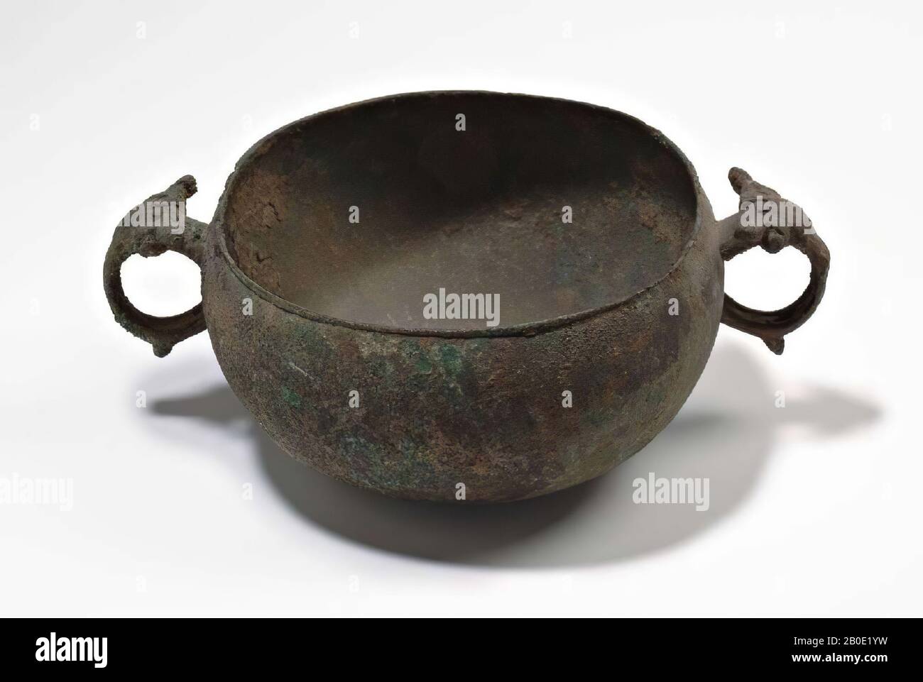 Bronze oval shaped bowl hi-res stock photography and images - Alamy