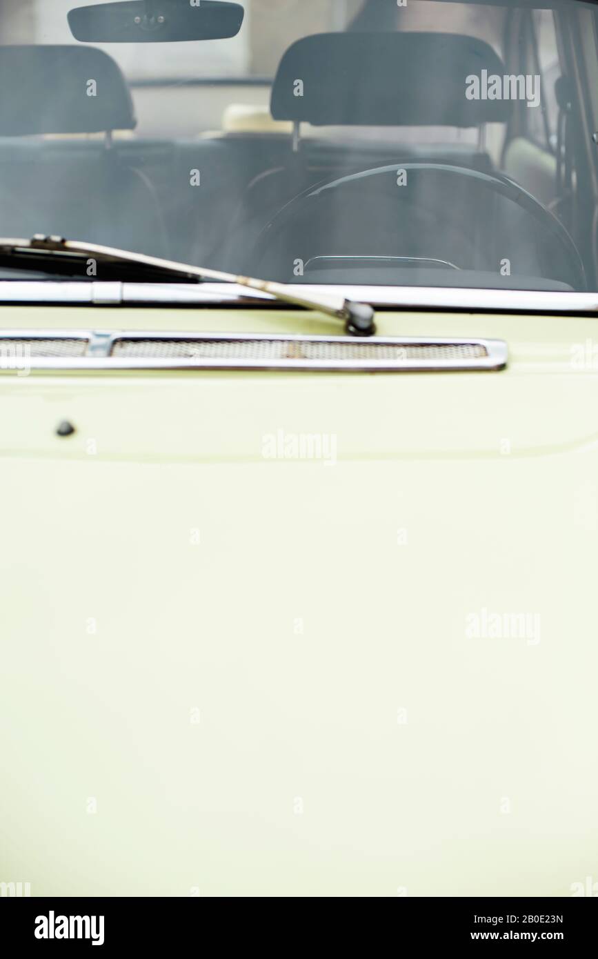 Windshield of vintage 1960s car Stock Photo - Alamy