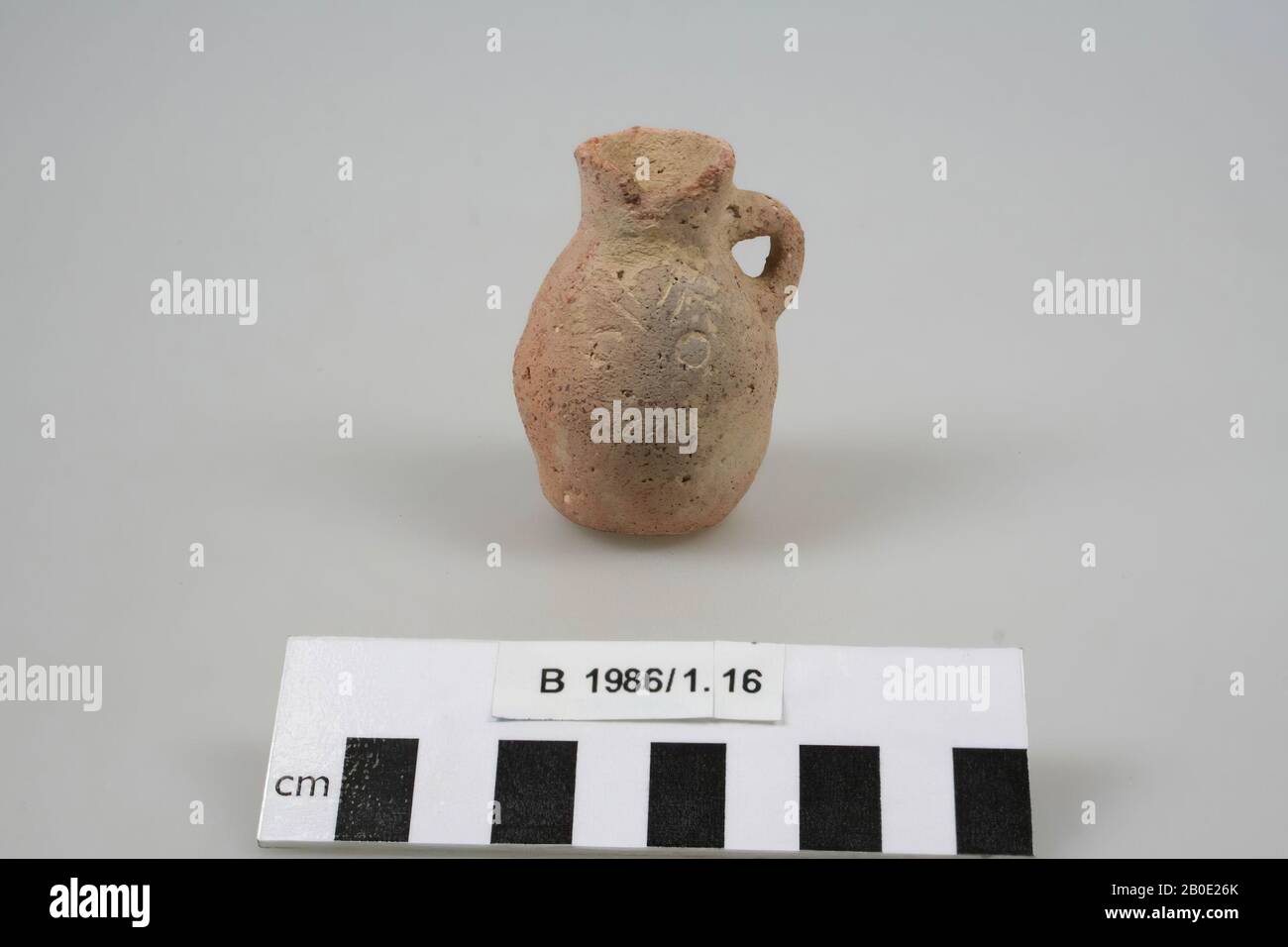 Incised circle decoration hi-res stock photography and images - Alamy