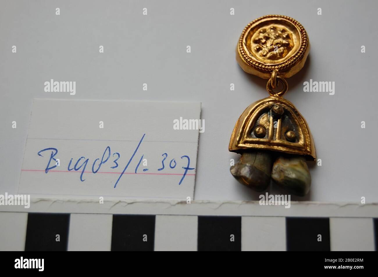 Closure period hi-res stock photography and images - Alamy