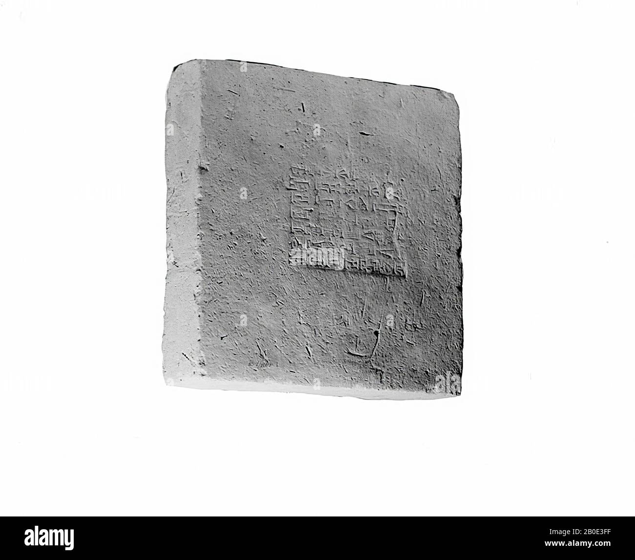 Ancient Near East, building element, inscription, earthenware, L 32.5 ... Ancient Near East, building element, inscription, earthenware, L 32.5 ...