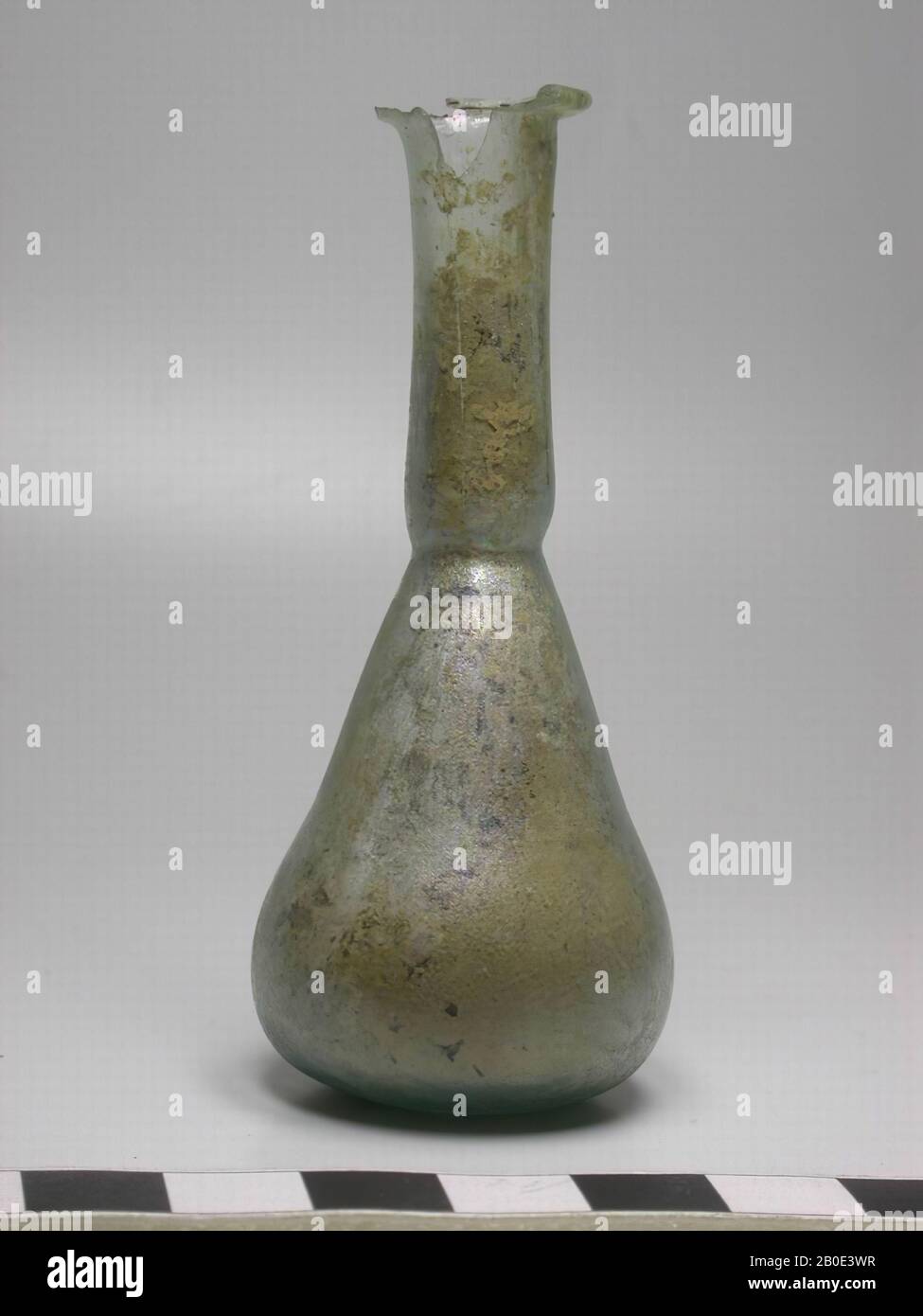 Missing body part hi-res stock photography and images - Alamy