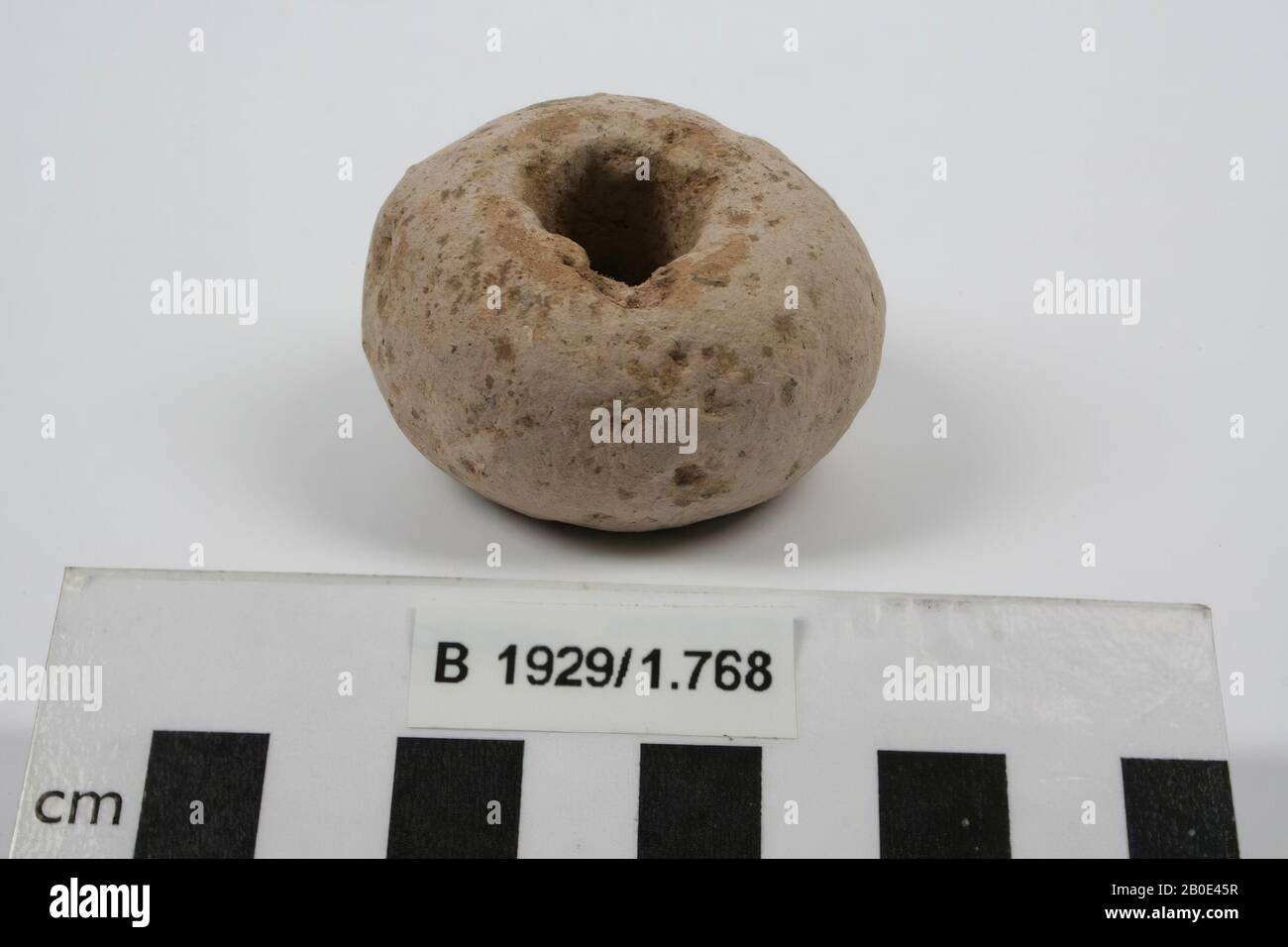 A ring-shaped weaving weight of clay, tools, clay, baked, H 3.6 cm, D 5 ...