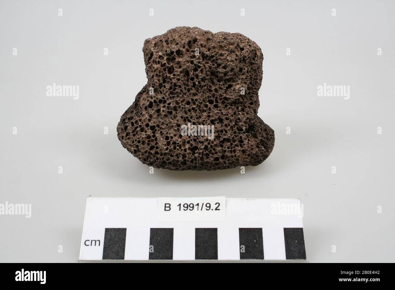 Stone age fire hi-res stock photography and images - Alamy