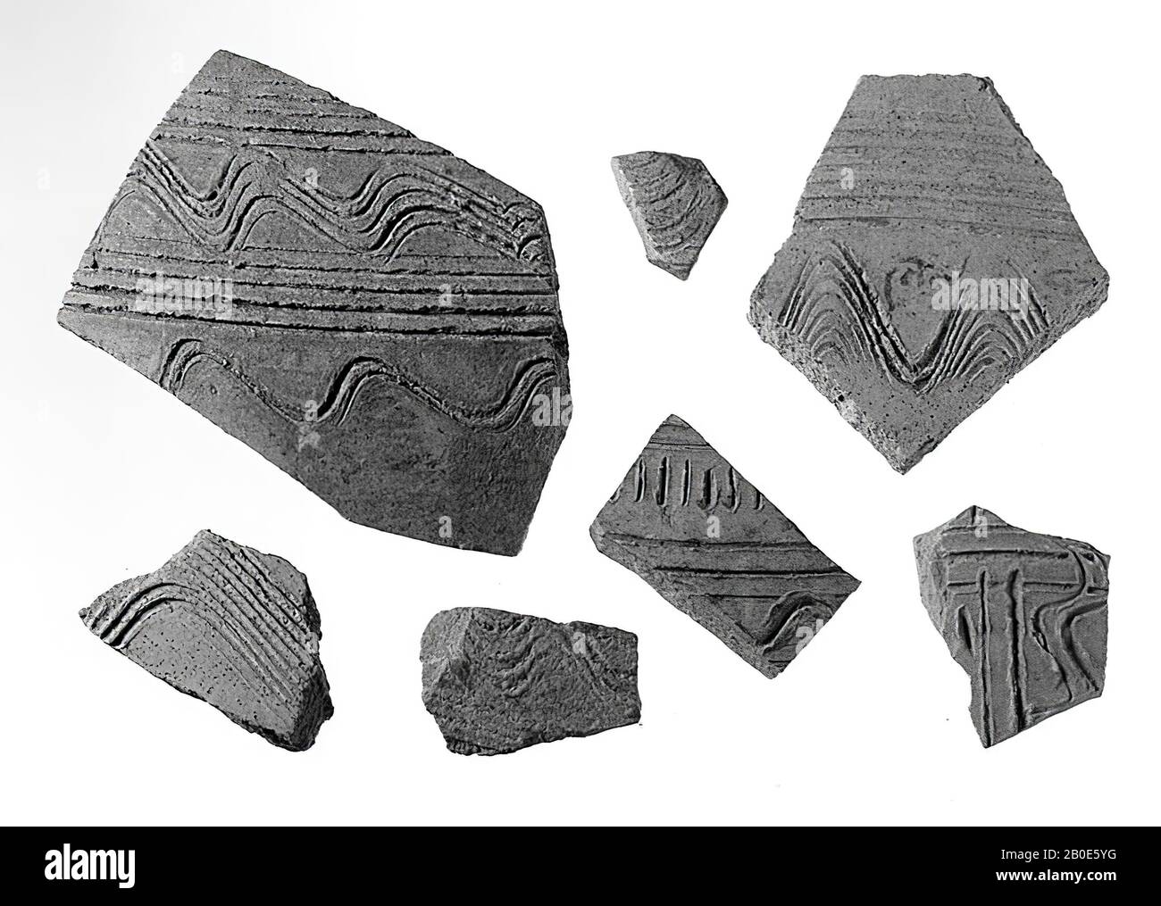 Ancient Near East, Shard, Pottery, Location, Iran Stock Photo - Alamy