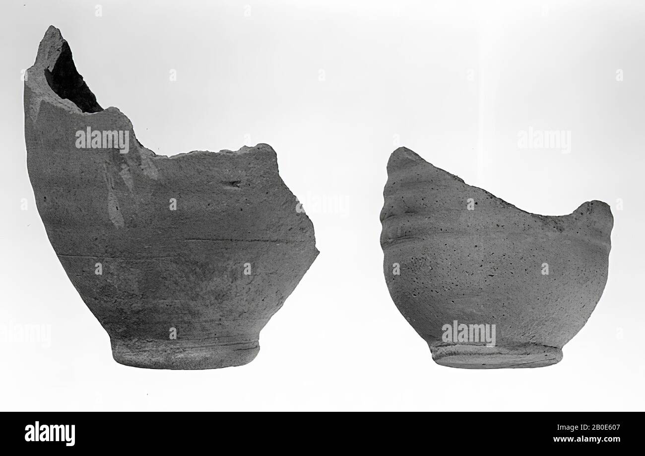 Ancient Near East, Shard, Pottery, Location, Iran Stock Photo - Alamy
