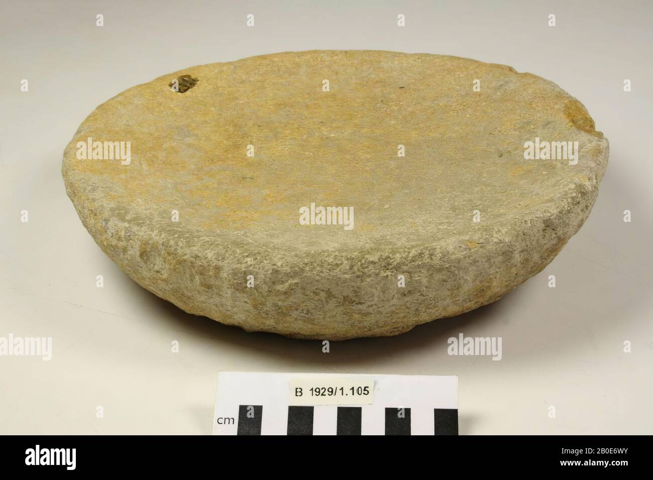 Ancient Near East, grindstone, stone, sandstone, D 29 cm, Location ...