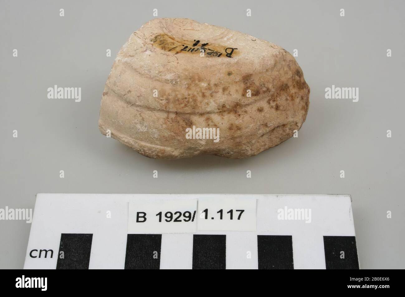 Limestone soil hi-res stock photography and images - Alamy