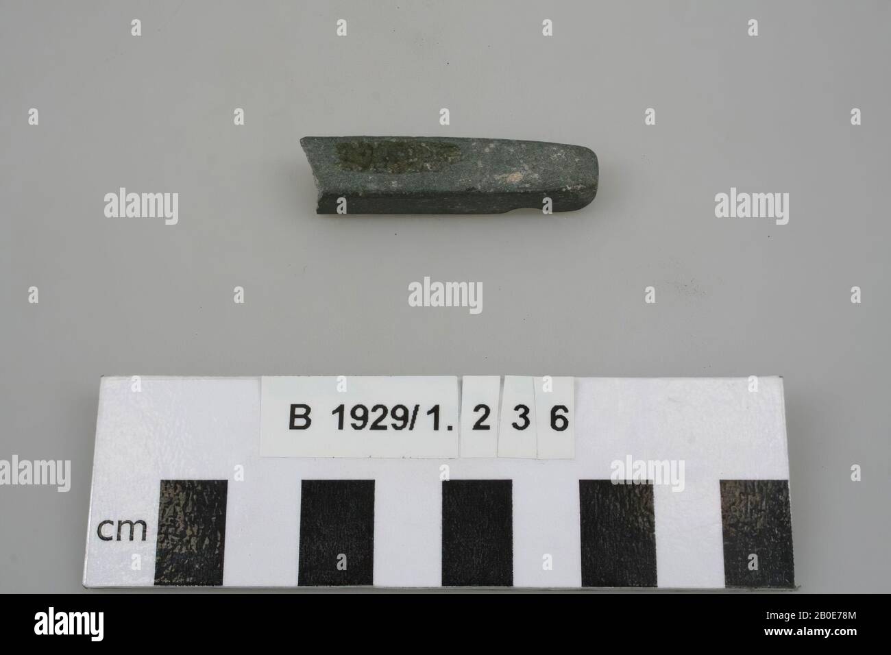 Broken lengthwise hi-res stock photography and images - Alamy