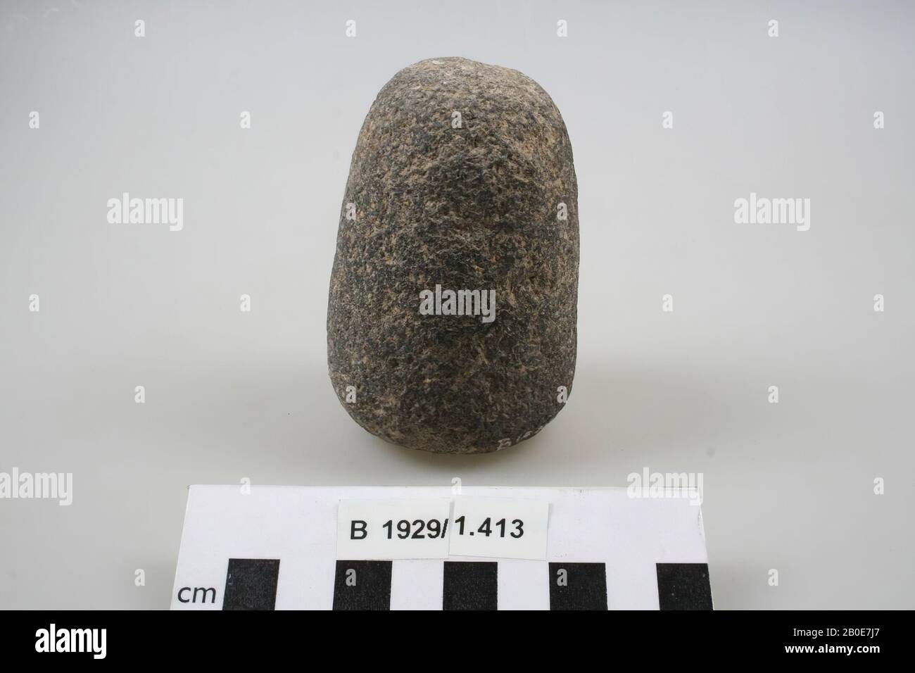 An egg-shaped pestle of basalt, grindstone, stone, basalt, H 8.8 cm, D ...
