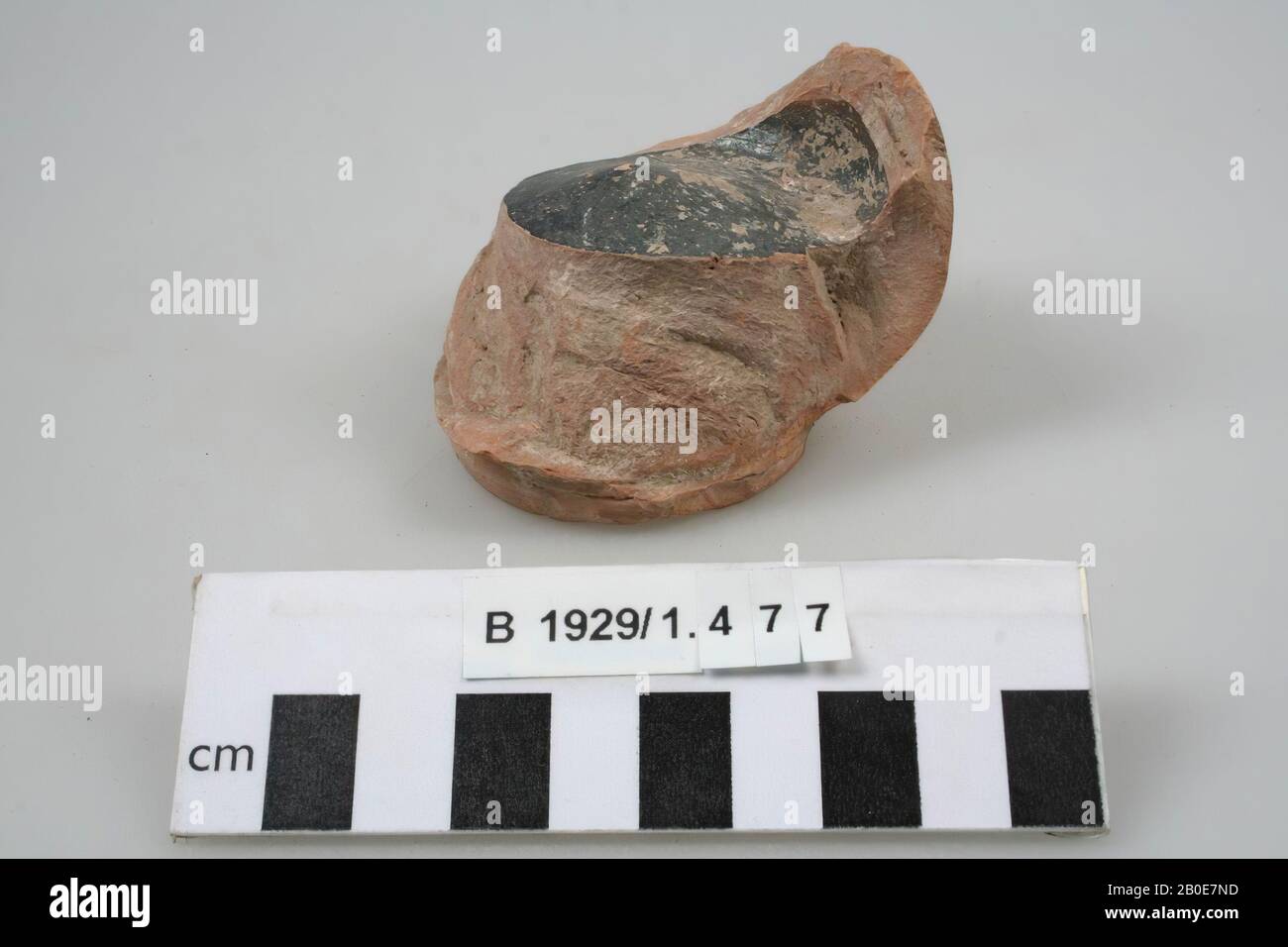 Black slipped earthenware hi-res stock photography and images - Alamy