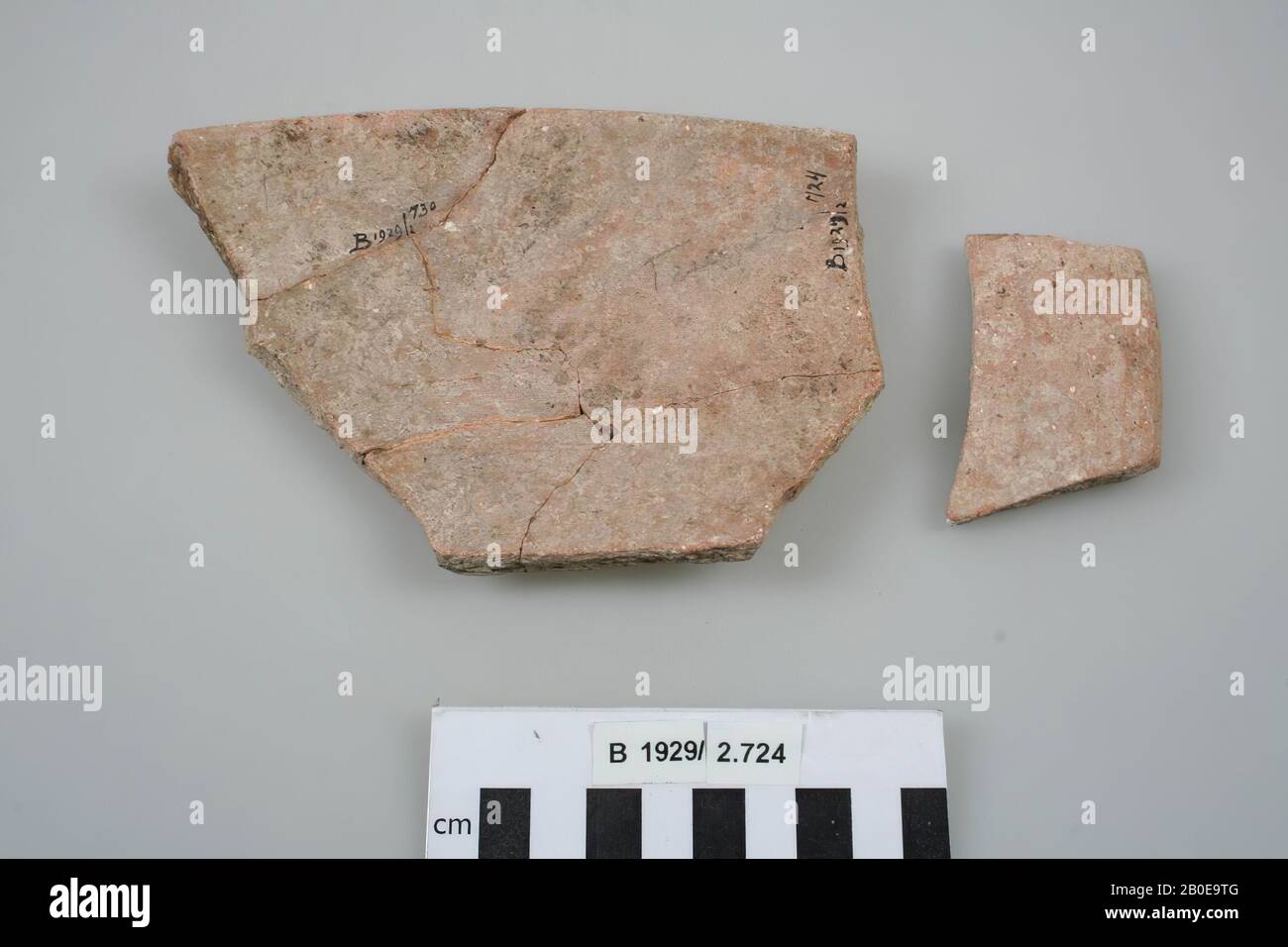 2 shards of earthenware. Bonded with shard B 1929 Stock Photo - Alamy