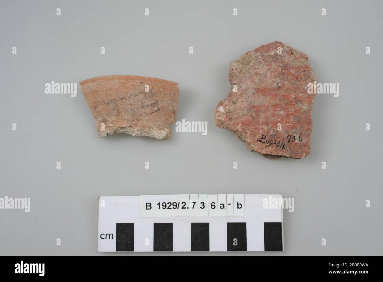 Coarse red painted earthenware hi-res stock photography and images - Alamy