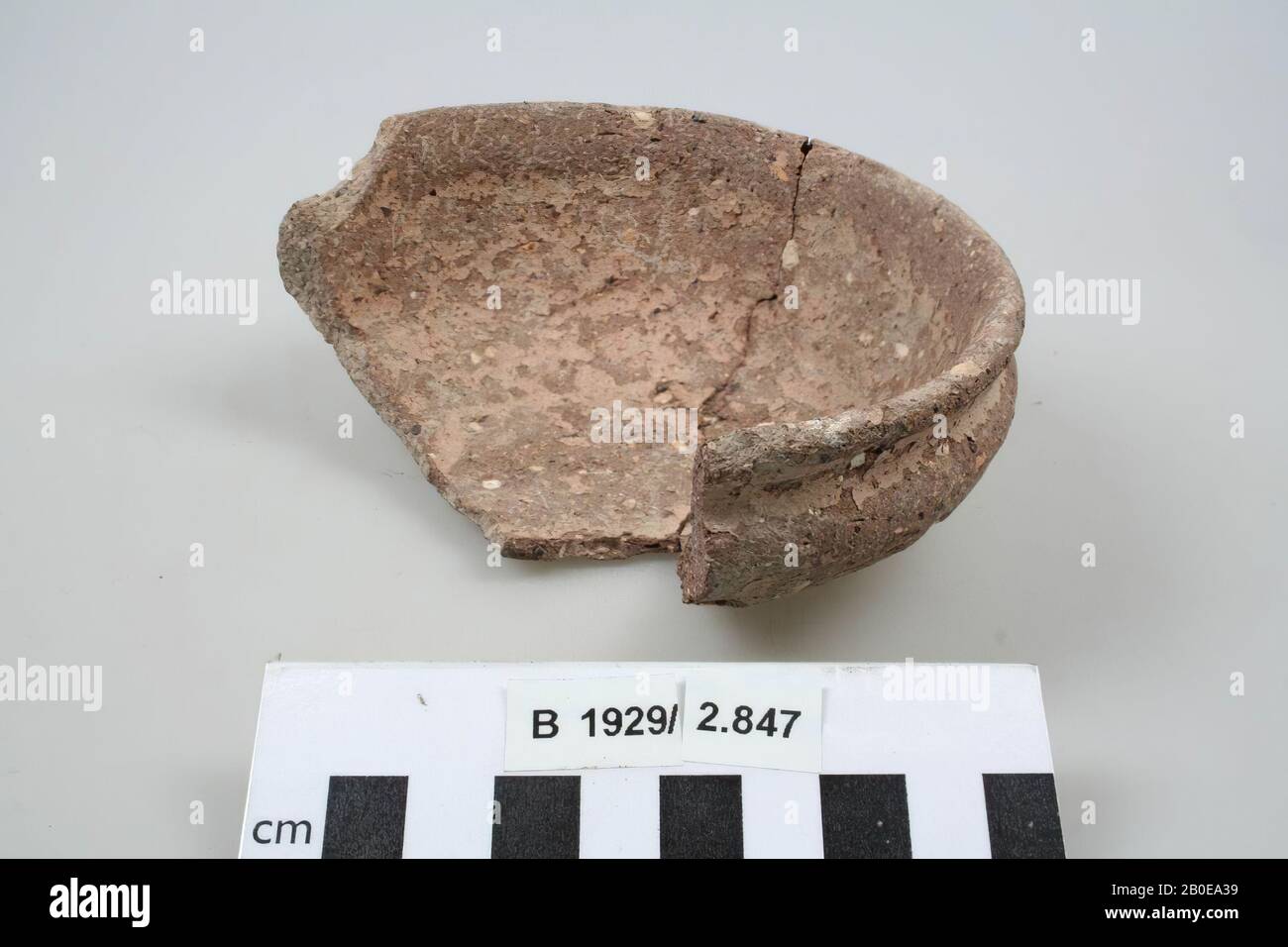 bowl, fragment, pottery, h: 5 cm, diam: 13.2 cm, Israel Stock Photo - Alamy