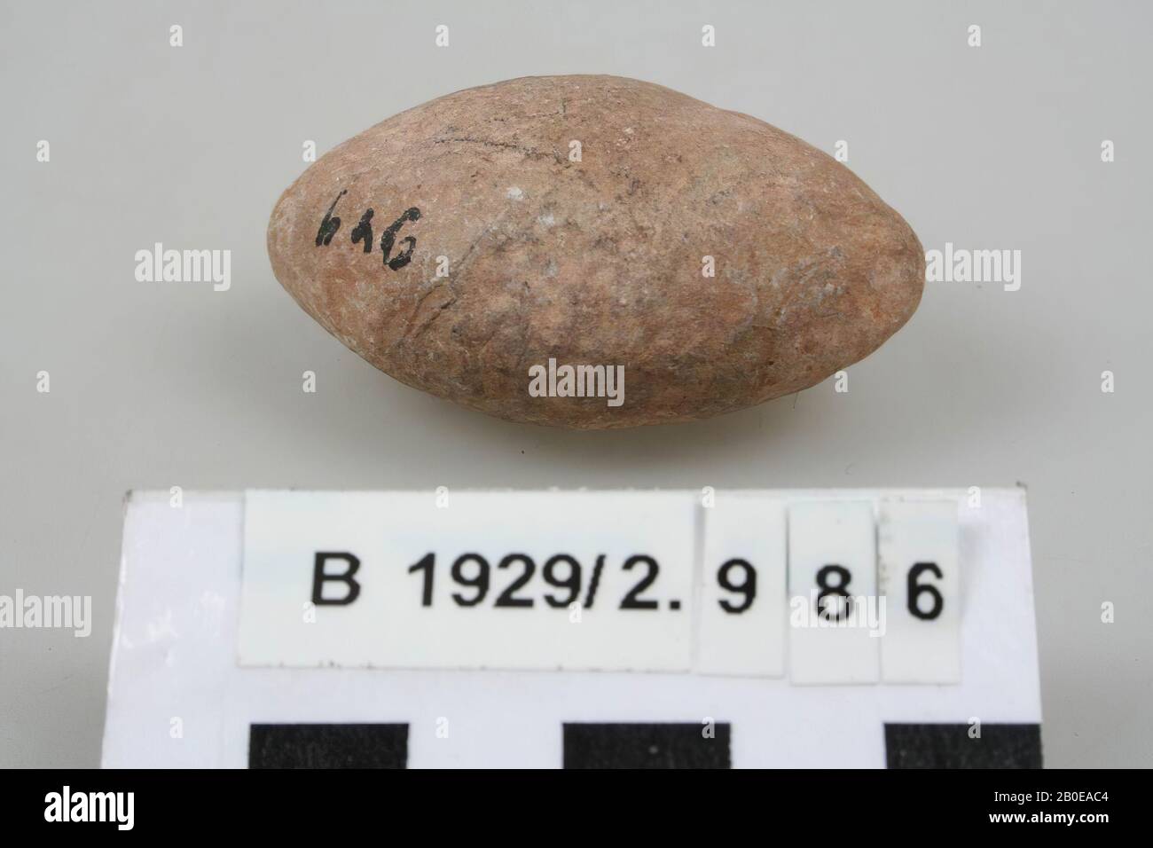 An egg shaped stone. Function unknown., Stone, stone, L 5.3 cm, D 2.5-3 ...